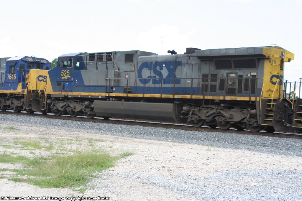 CSX 525